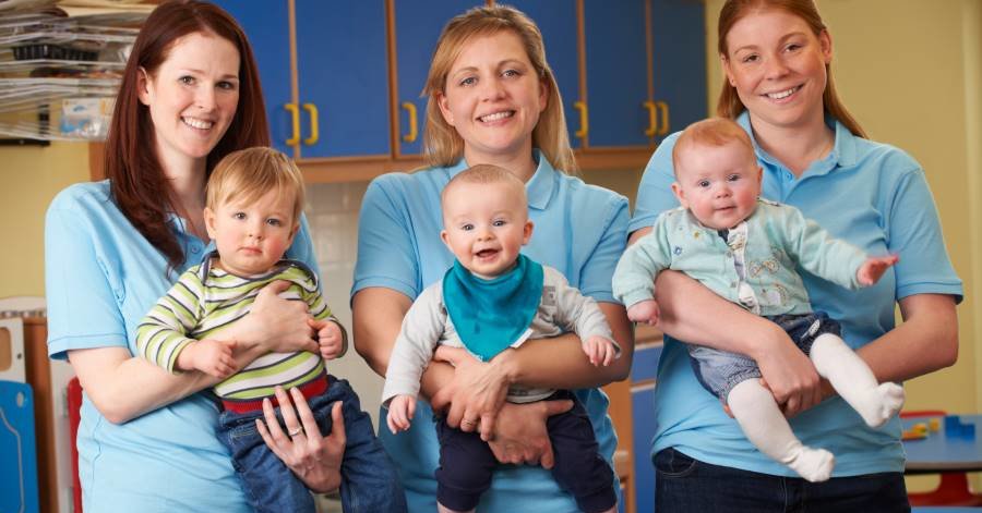 Kinderpfleger*in | Team-Caritas